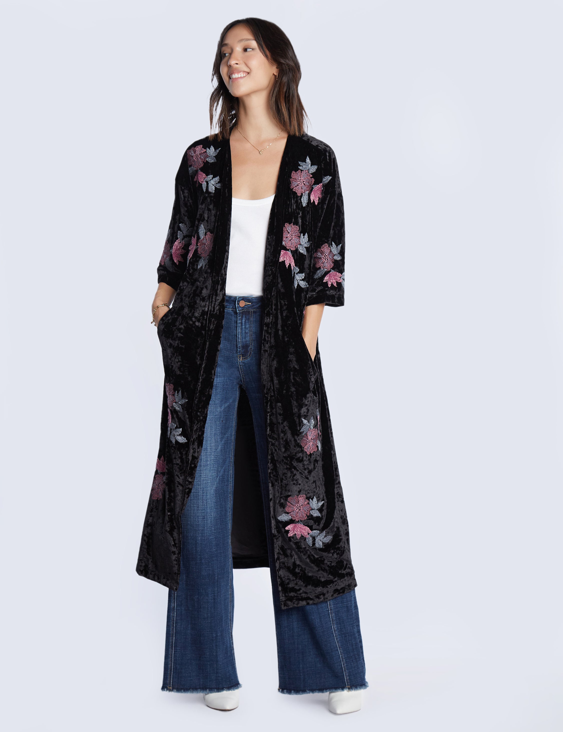 Women’s Embroidered Velvet Robe – Billy T – billytshop
